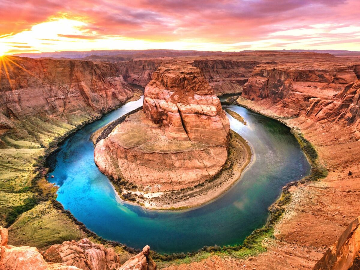 12 Extraordinary Movies Set In The United States Of America That Will ...