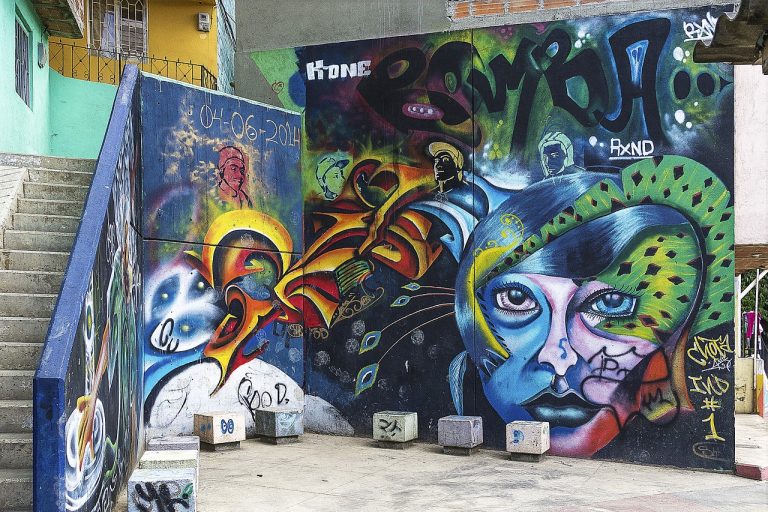 What To Expect On A Graffiti Tour In Medellin (And Why You Need To Go ...
