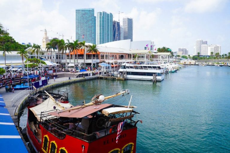 30 Fun Things To Do In Miami Florida - The Magic City!