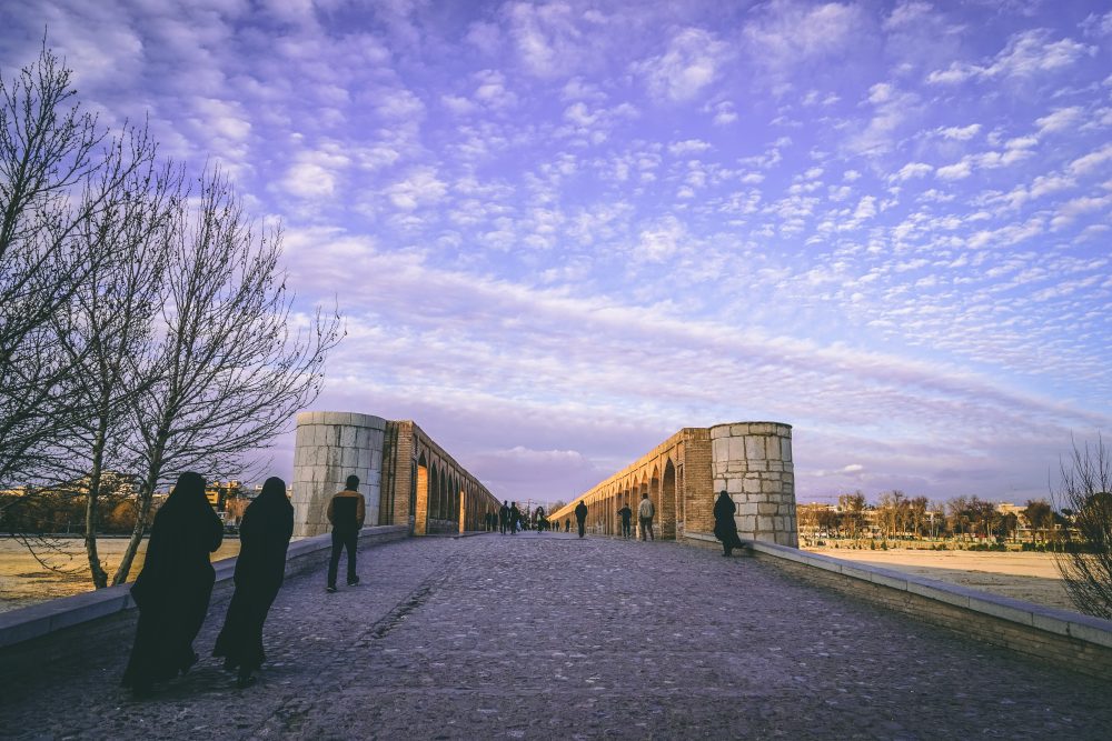 20 Fun Things To Do In Isfahan Iran: Persian Architecture Extravaganza