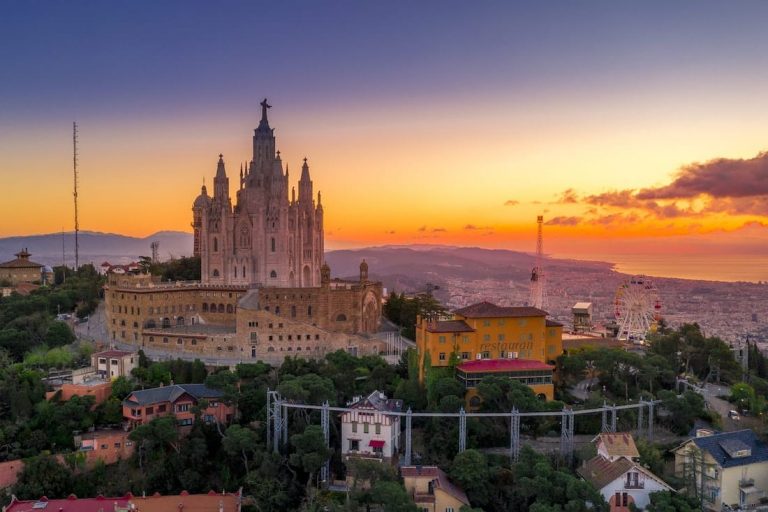 35 Famous Spanish Landmarks To Plan Your Road Trip Around!