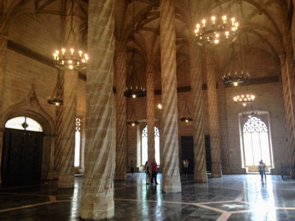 35 Famous Spanish Landmarks To Plan Your Road Trip Around!