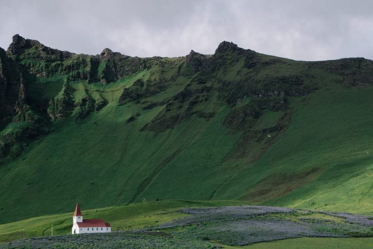 21 Famous Landmarks Of Iceland To Plan Your Road Trip Around!