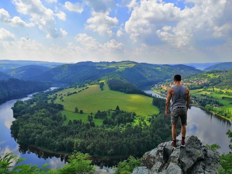 27 Famous Landmarks Of The Czech Republic To Plan Your Travels Around!