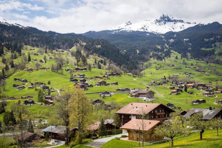 20 Famous Landmarks Of Switzerland To Plan Your Travels Around!