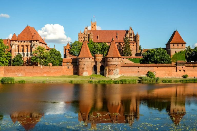 20 Famous Landmarks Of Poland To Plan Your Travels Around!