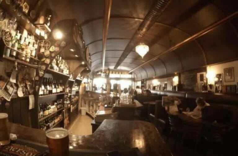 The 13 Best Dunedin Bars To Explore For An Classic Night Out!