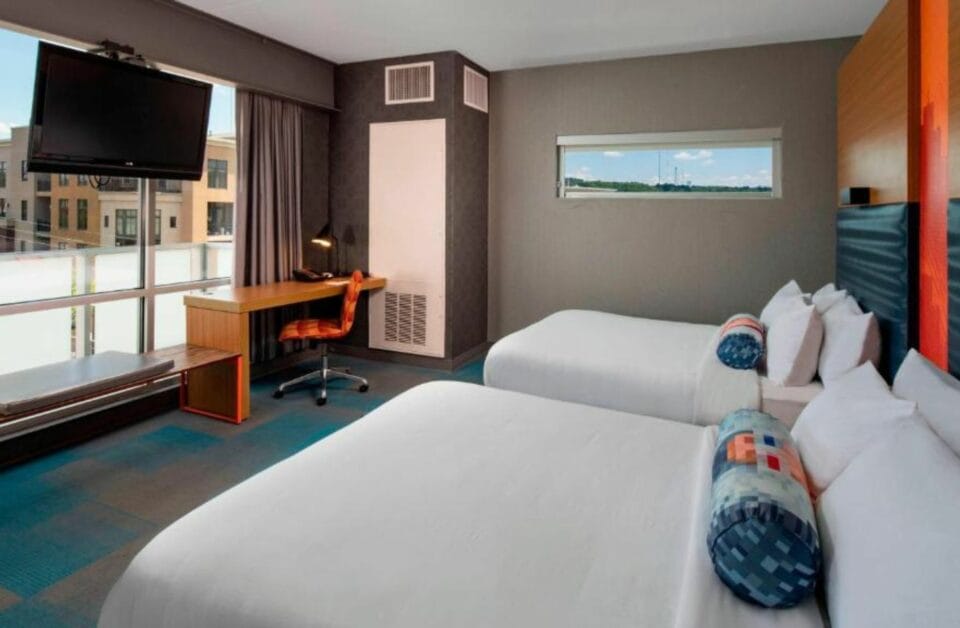 The 10 Best Hotels In Birmingham: Unbeatable Spots For A Brummie Chuckle | Inspired By Maps