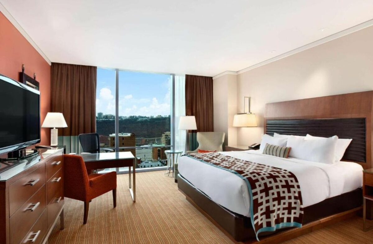 The 15 Best Hotels In Pittsburgh: Top Places For A Thrilling Stay ...