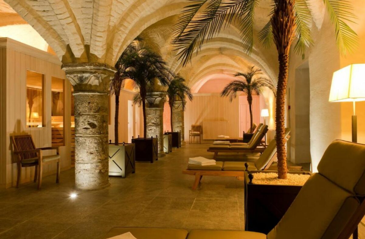 The 12 Best Hotels In Bruges Belgium: Top Enchanting Stays For ...
