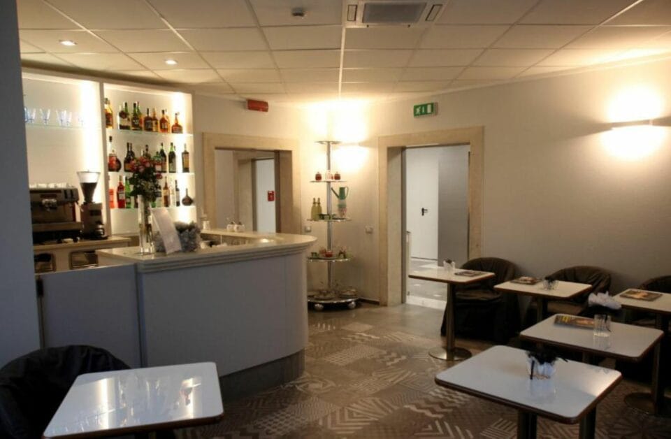 The 15 Best Hotels In Modena, Italy: Unwind With Modenese Marvels!