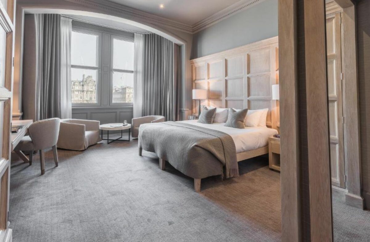 The 12 Best Hotels In Edinburgh: Unforgettable Stays To Experience!
