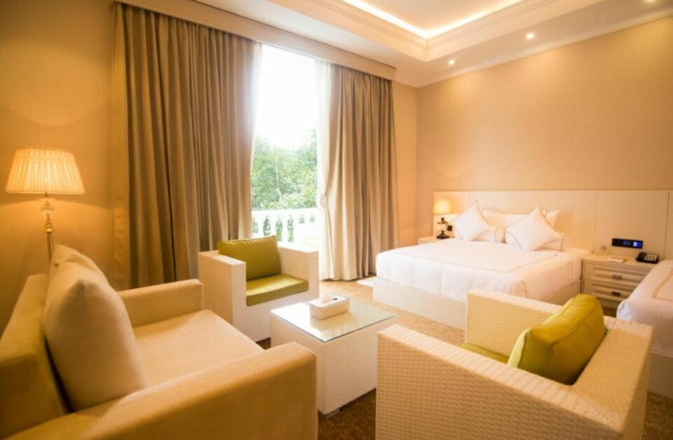 The 12 Best Hotels In Kandy, Sri Lanka: Heavenly Havens Await ...