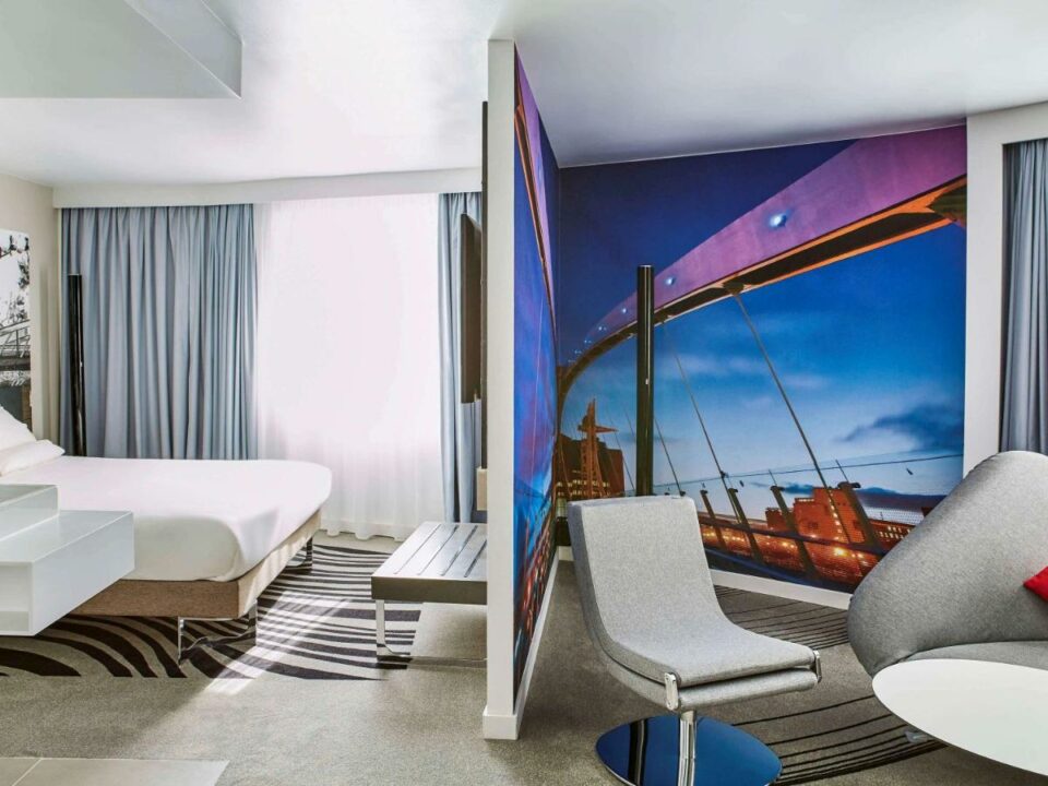 The Novotel Manchester Centre Review: High-Quality Accommodation At An ...