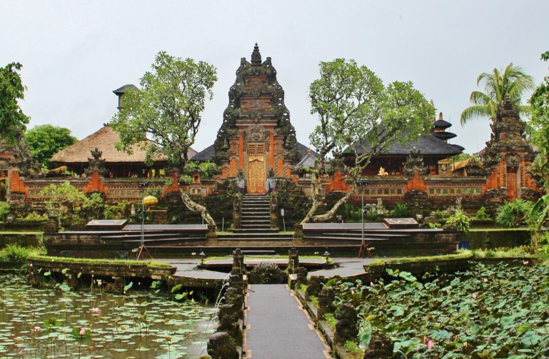 The 6 Best Indonesia Tours For Unforgettable Adventures That Are ...