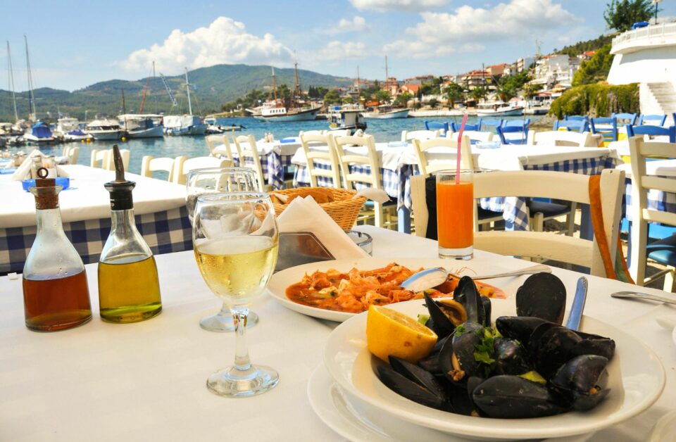 20 Famous Greek Foods You Need To Try Atleast Once In Your Life ...